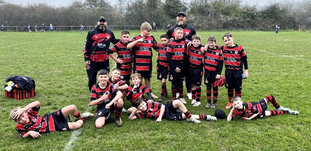 Scott Parnell sponsor Stanley Rangers under 10's at the Rhinos ...